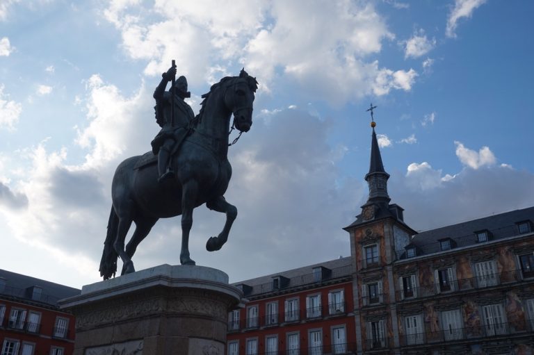 Social Class in Spain – the king, the pijos and the proletariat